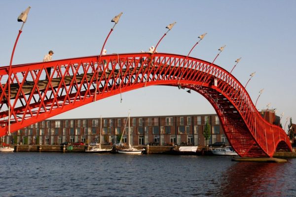 12 of the World's Most Unusual Bridges - Bridge Masters